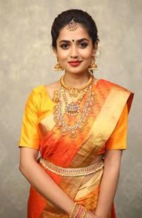 Teju Ashwini (Actress) Biography, Age, Images, Husband & Contact Details
