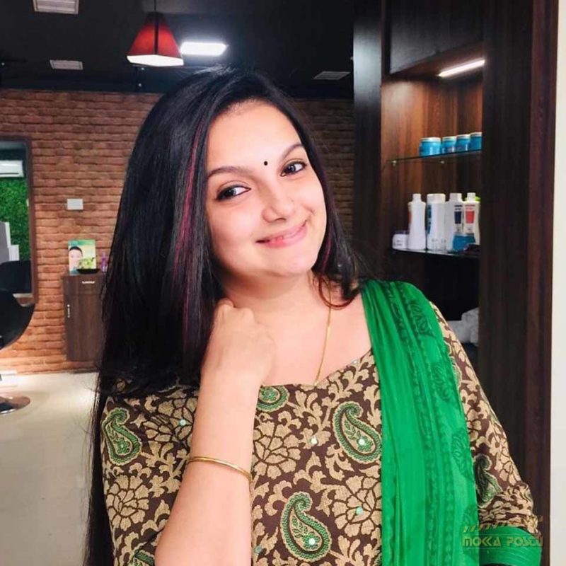Saranya Mohan Biography, Age,Movies,Family, Photos,Husband & Contact