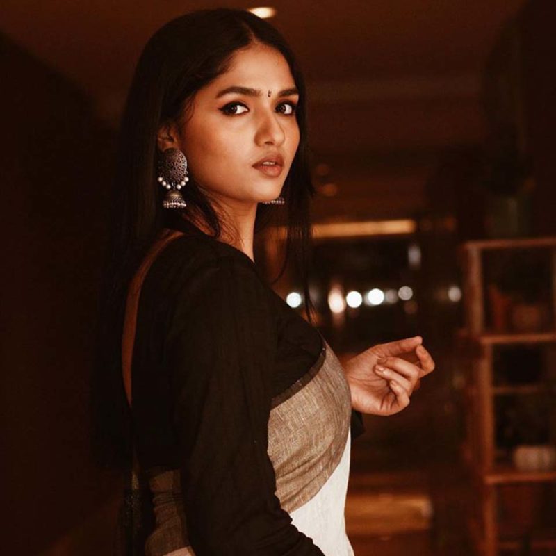 Sunaina (Actress) Wiki, Age, Movies, Photos, Husband, Family & Contact